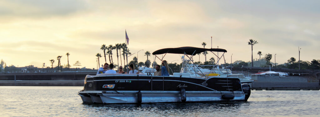 Exploring Newport Beach on a Pontoon Boat - Newport Fun Tours